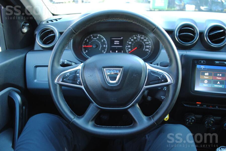 Orange Dacia Duster 2018 in Riga, with an engine capacity of 1.50 L and mileage of 78 thousand km for 9990 €, photo 19 on AUTOMOTO.COM.LV