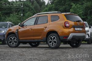 Oranžs Dacia Duster 2018 Rīga, ar dzinēja tilpumu 1.20 L un nobraukumu 96 tūkst. km par 11990 €, foto 4 vietnē AUTOMOTO.COM.LV