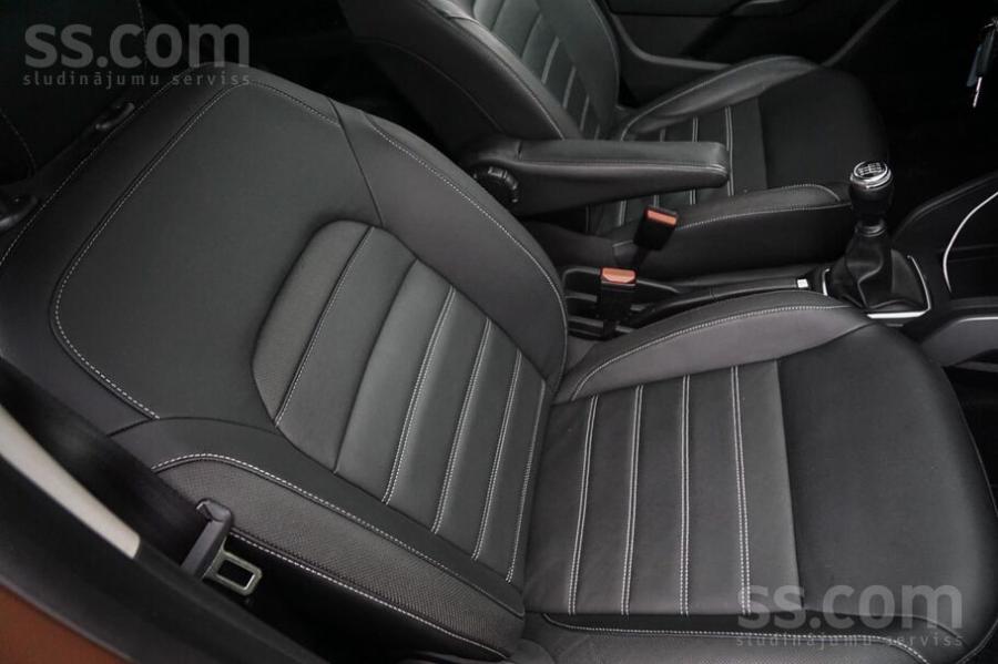 Oranžs Dacia Duster 2018 Rīga, ar dzinēja tilpumu 1.20 L un nobraukumu 96 tūkst. km par 11990 €, foto 8 vietnē AUTOMOTO.COM.LV