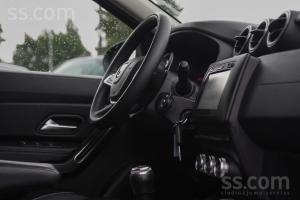 Oranžs Dacia Duster 2018 Rīga, ar dzinēja tilpumu 1.20 L un nobraukumu 96 tūkst. km par 11990 €, foto 10 vietnē AUTOMOTO.COM.LV