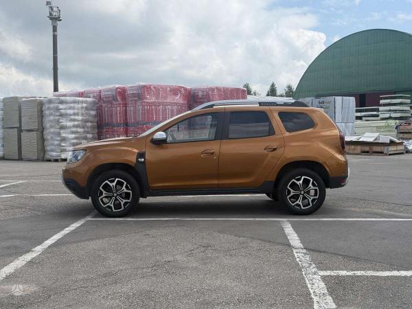 Оранжевый Дачия Duster 2018 в Мажейкяй, объемом двигателя 1.60 л и пробегом 45 тыс. км за 9000 €, фото 2 на AUTOMOTO.COM.LV