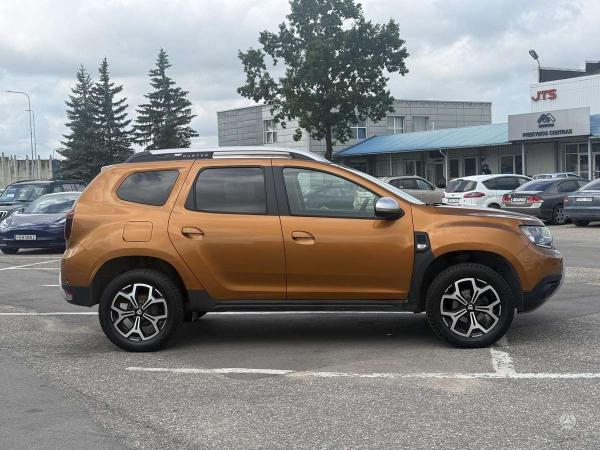 Оранжевый Дачия Duster 2018 в Мажейкяй, объемом двигателя 1.60 л и пробегом 45 тыс. км за 9000 €, фото 3 на AUTOMOTO.COM.LV