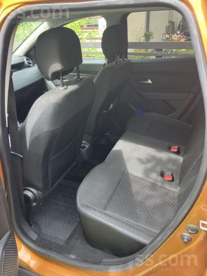 Oranžs Dacia Duster 2018 Valmiera, ar dzinēja tilpumu 1.60 L un nobraukumu 106 tūkst. km par 9800 €, foto 8 vietnē AUTOMOTO.COM.LV