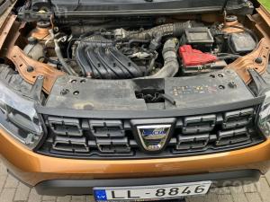Oranžs Dacia Duster 2018 Valmiera, ar dzinēja tilpumu 1.60 L un nobraukumu 106 tūkst. km par 9800 €, foto 12 vietnē AUTOMOTO.COM.LV