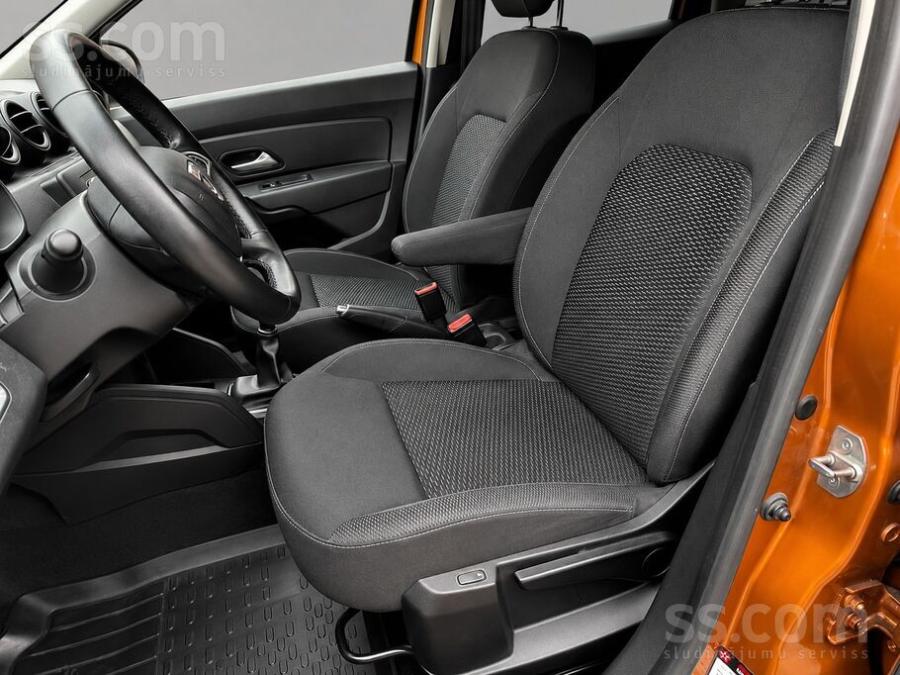 Oranžs Dacia Duster 2018 Rīga, ar dzinēja tilpumu 1.60 L un nobraukumu 168 tūkst. km par 9995 €, foto 14 vietnē AUTOMOTO.COM.LV