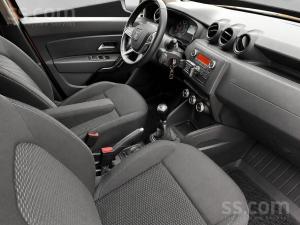 Oranžs Dacia Duster 2018 Rīga, ar dzinēja tilpumu 1.60 L un nobraukumu 168 tūkst. km par 9995 €, foto 15 vietnē AUTOMOTO.COM.LV