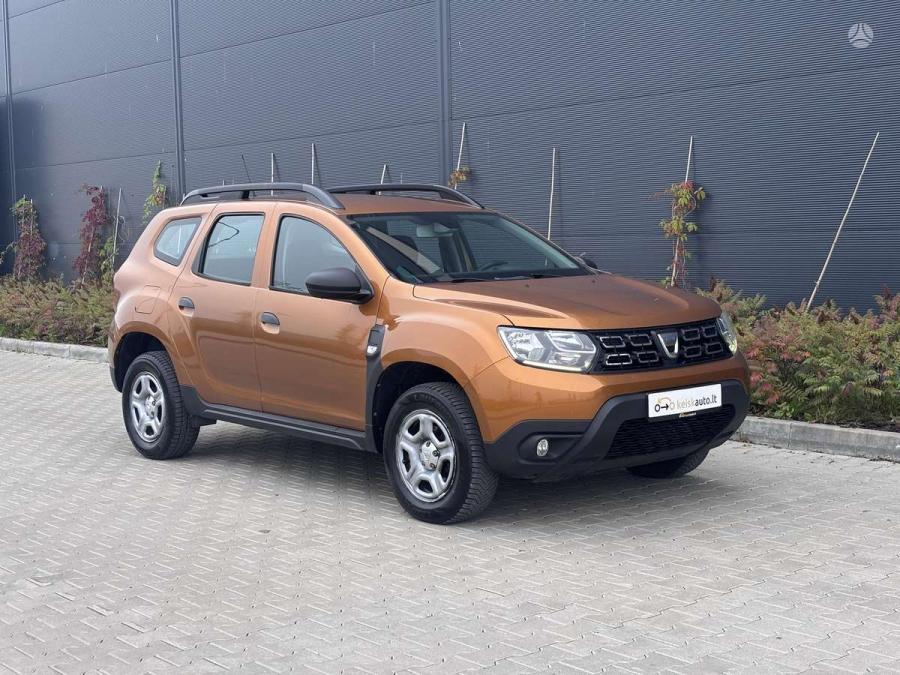 Orange Dacia Duster 2018 in Vilnius, with an engine capacity of 1.46 L and mileage of 292 thousand km for 8500 €, photo 4 on AUTOMOTO.COM.LV