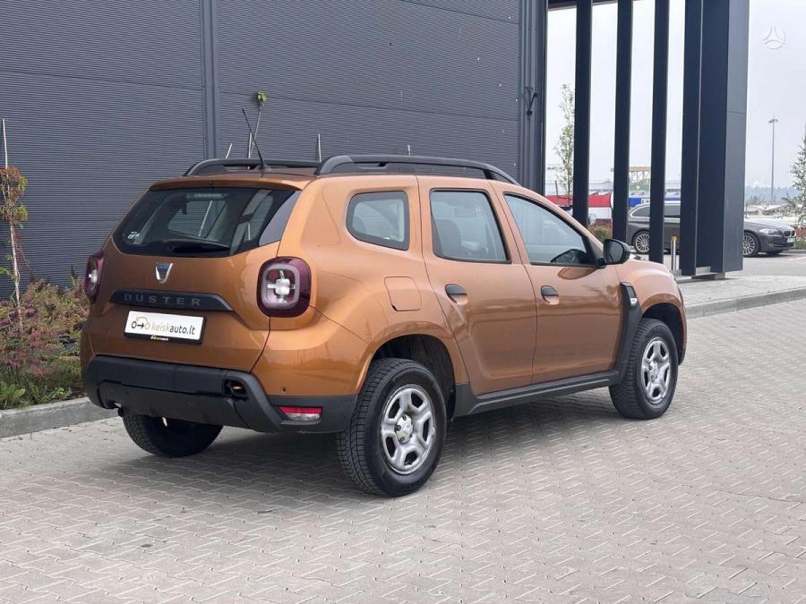 Orange Dacia Duster 2018 in Vilnius, with an engine capacity of 1.46 L and mileage of 292 thousand km for 8500 €, photo 6 on AUTOMOTO.COM.LV