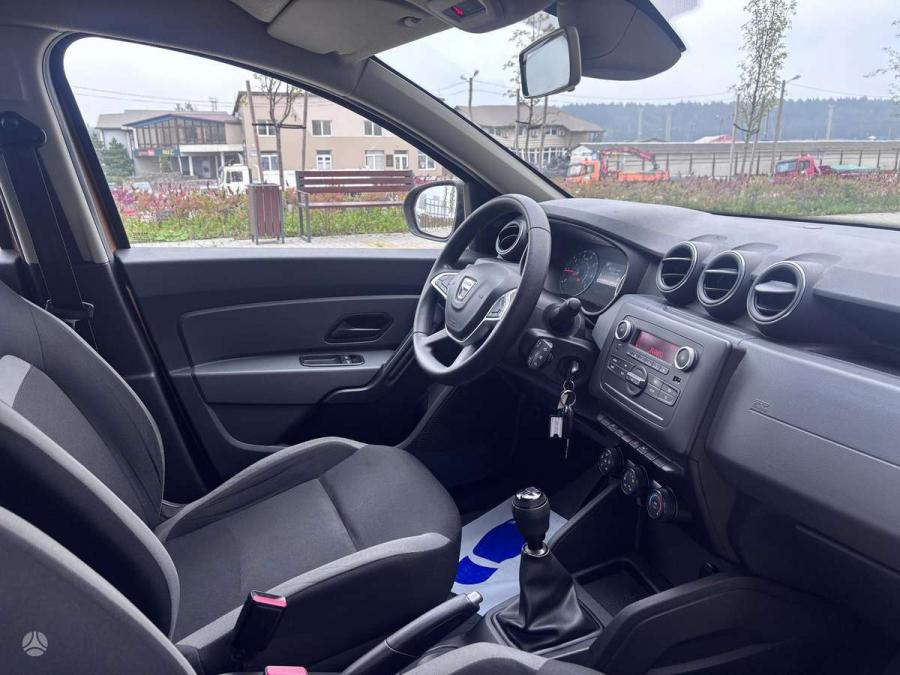 Orange Dacia Duster 2018 in Vilnius, with an engine capacity of 1.46 L and mileage of 292 thousand km for 8500 €, photo 14 on AUTOMOTO.COM.LV