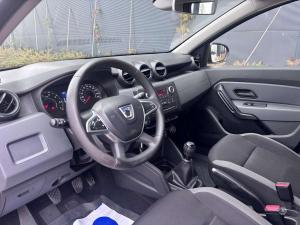 Orange Dacia Duster 2018 in Vilnius, with an engine capacity of 1.46 L and mileage of 292 thousand km for 8500 €, photo 17 on AUTOMOTO.COM.LV