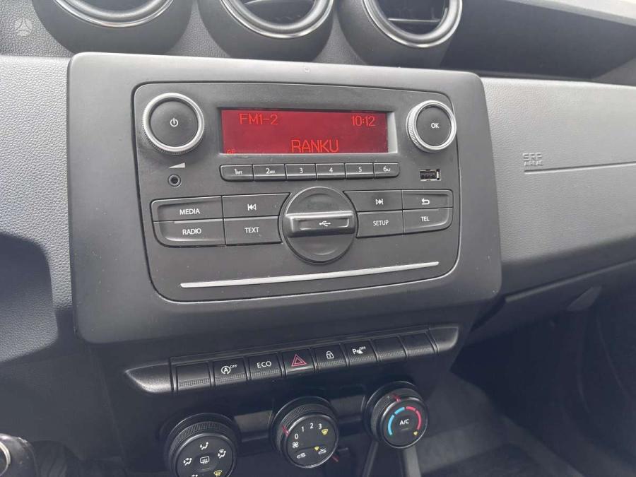 Orange Dacia Duster 2018 in Vilnius, with an engine capacity of 1.46 L and mileage of 292 thousand km for 8500 €, photo 18 on AUTOMOTO.COM.LV