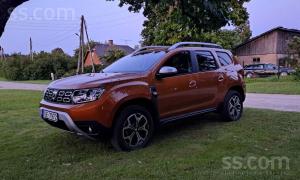 Orange Dacia Duster 2019 in Riga, with an engine capacity of 1.60 L and mileage of 66 thousand km for 13500 €, photo 5 on AUTOMOTO.COM.LV