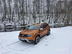 Orange Dacia Duster 2019 in Riga, with an engine capacity of 1.60 L and mileage of 66 thousand km for 13500 €, photo  on AUTOMOTO.COM.LV