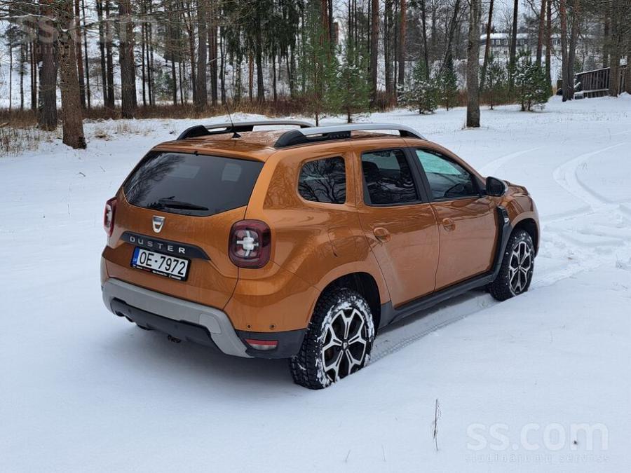 Orange Dacia Duster 2019 in Riga, with an engine capacity of 1.60 L and mileage of 66 thousand km for 13500 €, photo 8 on AUTOMOTO.COM.LV