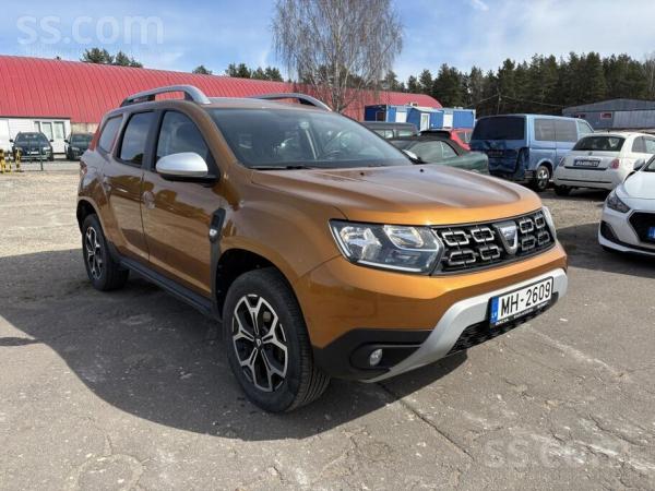 Оранжевый Дачия Duster 2019 в Рига, объемом двигателя 1.30 л и пробегом 40 тыс. км за 12000 €, фото 2 на AUTOMOTO.COM.LV