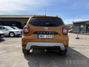 Orange Dacia Duster 2019 in Riga, with an engine capacity of 1.30 L and mileage of 40 thousand km for 12000 €, photo 6 on AUTOMOTO.COM.LV