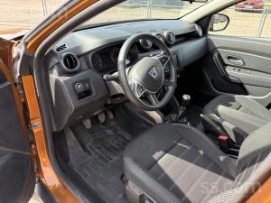 Orange Dacia Duster 2019 in Riga, with an engine capacity of 1.30 L and mileage of 40 thousand km for 12000 €, photo 14 on AUTOMOTO.COM.LV