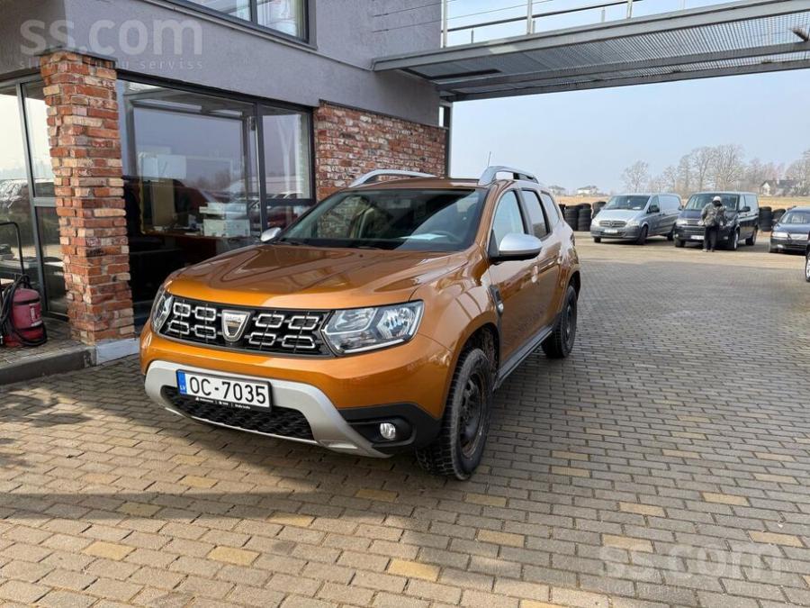 Orange Dacia Duster 2019 in Talsi, with an engine capacity of 1.30 L and mileage of 115 thousand km for 13990 €, photo 1 on AUTOMOTO.COM.LV
