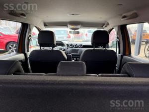 Orange Dacia Duster 2019 in Talsi, with an engine capacity of 1.30 L and mileage of 115 thousand km for 13990 €, photo 12 on AUTOMOTO.COM.LV