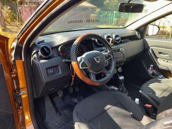 Oranžs Dacia Duster 2020 Viļņa, ar dzinēja tilpumu 1.00 L un nobraukumu 61 tūkst. km par 10300 €, foto 2 vietnē AUTOMOTO.COM.LV