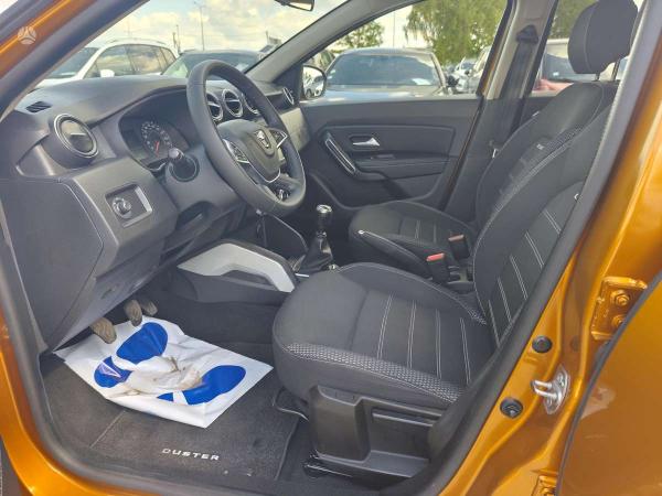 Orange Dacia Duster 2020 in Taurage, with an engine capacity of 1.46 L and mileage of 219 thousand km for 8833 €, photo 8 on AUTOMOTO.COM.LV
