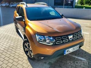 Orange Dacia Duster 2020 in Riga, with an engine capacity of 1.00 L and mileage of 81 thousand km for 9690 €, photo 9 on AUTOMOTO.COM.LV