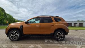 Orange Dacia Duster 2021 in Riga, with an engine capacity of 1.50 L and mileage of 72 thousand km for 11800 €, photo 3 on AUTOMOTO.COM.LV