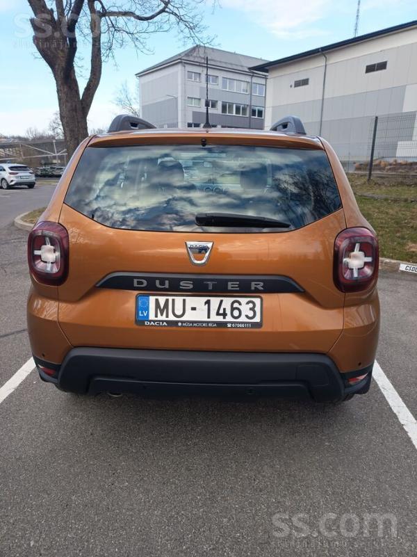 Оранжевый Дачия Duster 2021 в Рига, объемом двигателя 1.00 л и пробегом 63 тыс. км за 9000 €, фото 3 на AUTOMOTO.COM.LV