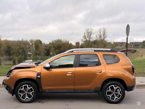 Dacia Duster 2021 Viļņa vietnē Oranžs Dacia Duster 2021 Viļņa, ar dzinēja tilpumu 1.33 L un nobraukumu 40 tūkst. km par 7450 €, foto 4 vietnē AUTOMOTO.COM.LV