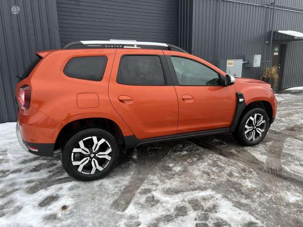 Orange Dacia Duster 2022 in Alytus, with an engine capacity of 1.33 L and mileage of 57 thousand km for 9700 €, photo 3 on AUTOMOTO.COM.LV