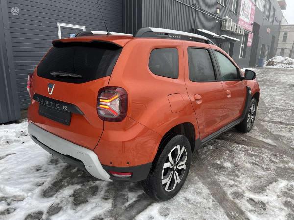 Orange Dacia Duster 2022 in Alytus, with an engine capacity of 1.33 L and mileage of 57 thousand km for 9700 €, photo 4 on AUTOMOTO.COM.LV