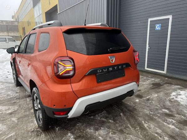 Orange Dacia Duster 2022 in Alytus, with an engine capacity of 1.33 L and mileage of 57 thousand km for 9700 €, photo 6 on AUTOMOTO.COM.LV