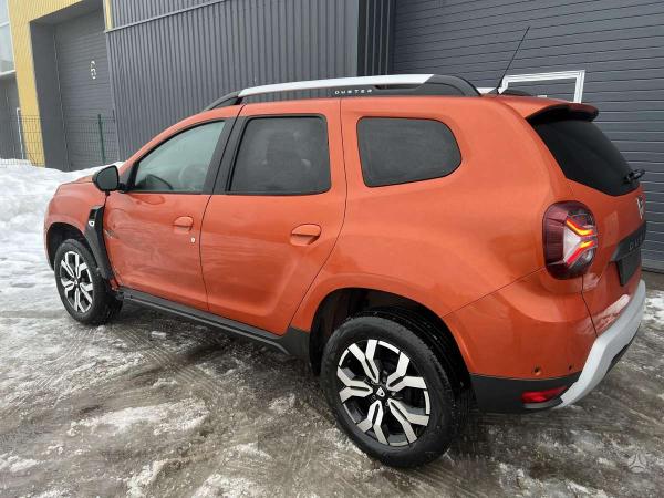 Orange Dacia Duster 2022 in Alytus, with an engine capacity of 1.33 L and mileage of 57 thousand km for 9700 €, photo 7 on AUTOMOTO.COM.LV