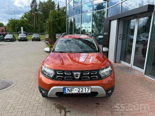 Orange Dacia Duster 2022 in Valmiera, with an engine capacity of 1.00 L and mileage of 82 thousand km for 14999 €, photo 7 on AUTOMOTO.COM.LV