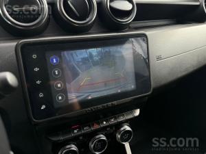 Orange Dacia Duster 2022 in Valmiera, with an engine capacity of 1.00 L and mileage of 82 thousand km for 14999 €, photo 13 on AUTOMOTO.COM.LV