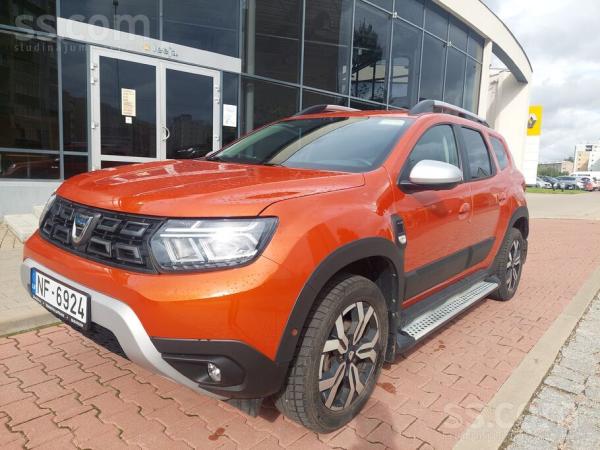 Orange Dacia Duster 2022 in Daugavpils, with an engine capacity of 1.50 L and mileage of 68 thousand km for 16200 €, photo 1 on AUTOMOTO.COM.LV