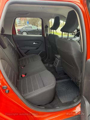 Oranžs Dacia Duster 2022 Tallina, ar dzinēja tilpumu 1.50 L un nobraukumu 79 tūkst. km par 15490 €, foto 9 vietnē AUTOMOTO.COM.LV