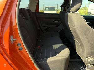 Orange Dacia Duster 2022 in Vilnius, with an engine capacity of 1.33 L and mileage of 73 thousand km for 12900 €, photo 27 on AUTOMOTO.COM.LV