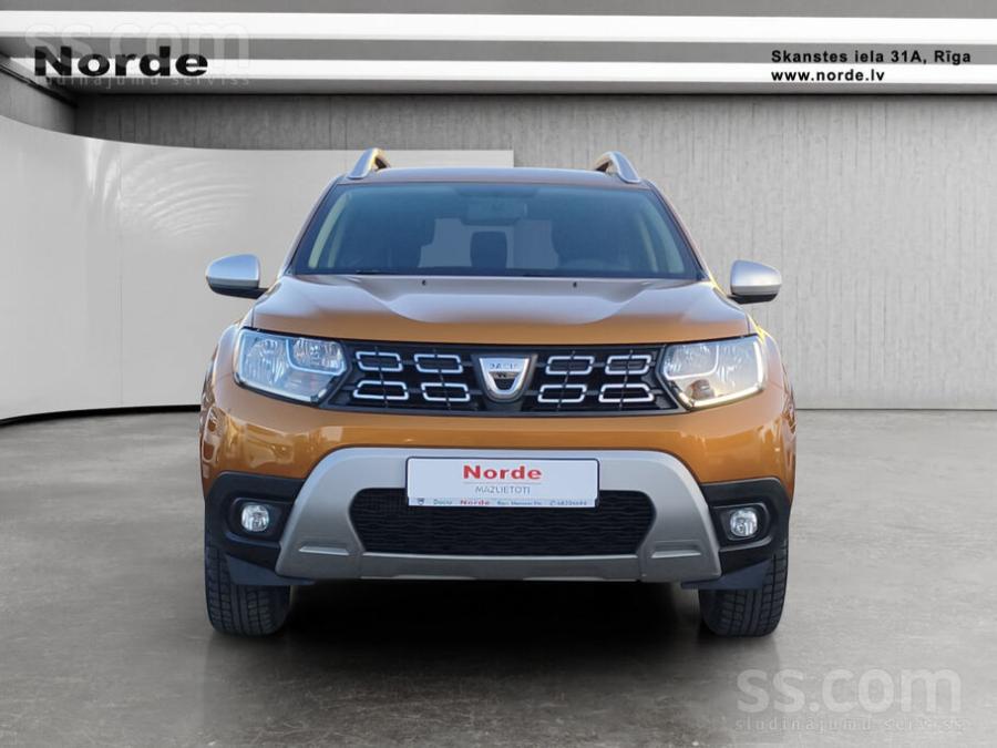 Orange Dacia Duster 2021 in Riga, with an engine capacity of 1.00 L and mileage of 81 thousand km for 10890 €, photo 6 on AUTOMOTO.COM.LV