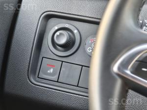 Orange Dacia Duster 2021 in Riga, with an engine capacity of 1.00 L and mileage of 81 thousand km for 10890 €, photo 13 on AUTOMOTO.COM.LV