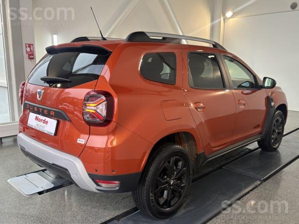 Orange Dacia Duster 2022 in Riga, with an engine capacity of 1.30 L and mileage of 54 thousand km for 14890 €, photo 3 on AUTOMOTO.COM.LV