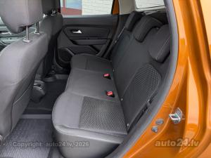 Orange Dacia Duster 2018 in Rapla, with an engine capacity of 1.50 L and mileage of 76 thousand km for 10990 €, photo 9 on AUTOMOTO.COM.LV
