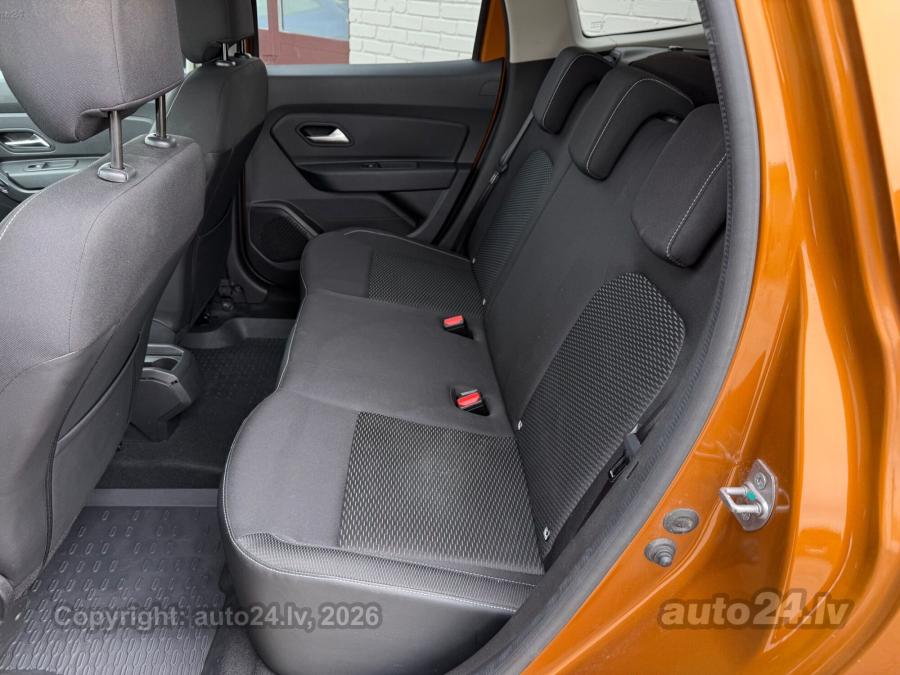 Orange Dacia Duster 2018 in Rapla, with an engine capacity of 1.50 L and mileage of 76 thousand km for 10990 €, photo 9 on AUTOMOTO.COM.LV