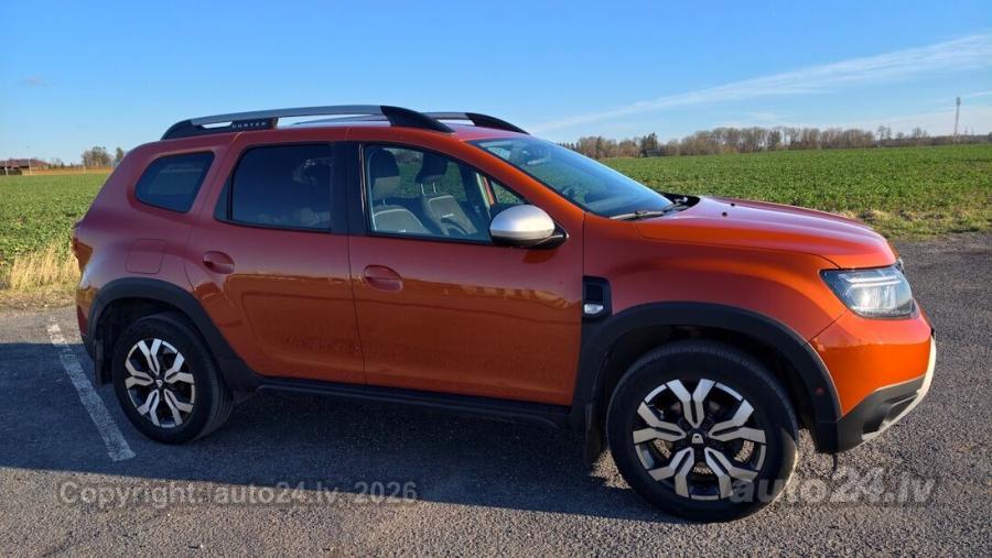Orange Dacia Duster 2021 in Tallinn, with an engine capacity of 1.30 L and mileage of 42 thousand km for 14999 €, photo 3 on AUTOMOTO.COM.LV