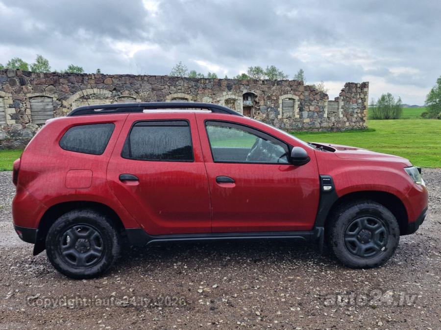 Red Dacia Duster 2021 in Tallinn, with an engine capacity of 1.50 L and mileage of 187 thousand km for 11999 €, photo 3 on AUTOMOTO.COM.LV