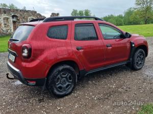 Red Dacia Duster 2021 in Tallinn, with an engine capacity of 1.50 L and mileage of 187 thousand km for 11999 €, photo 4 on AUTOMOTO.COM.LV