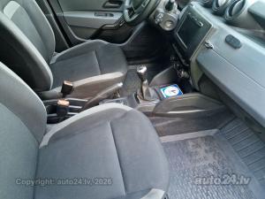 Red Dacia Duster 2021 in Tallinn, with an engine capacity of 1.50 L and mileage of 187 thousand km for 11999 €, photo 14 on AUTOMOTO.COM.LV