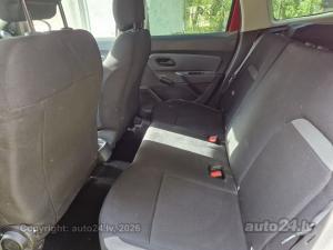 Red Dacia Duster 2021 in Tallinn, with an engine capacity of 1.50 L and mileage of 187 thousand km for 11999 €, photo 17 on AUTOMOTO.COM.LV