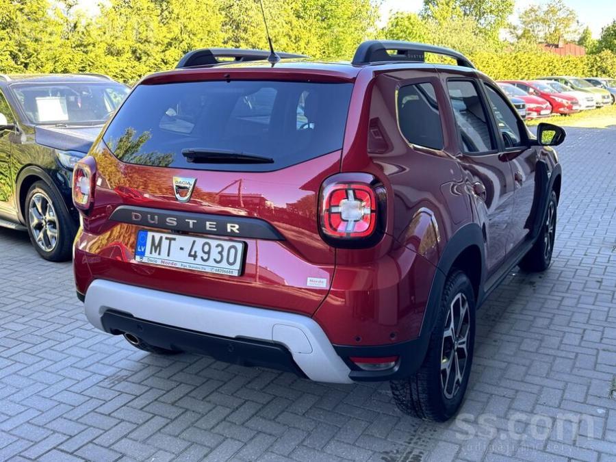 Red Dacia Duster 2021 in Riga, with an engine capacity of 1.00 L and mileage of 166 thousand km for 9200 €, photo 4 on AUTOMOTO.COM.LV