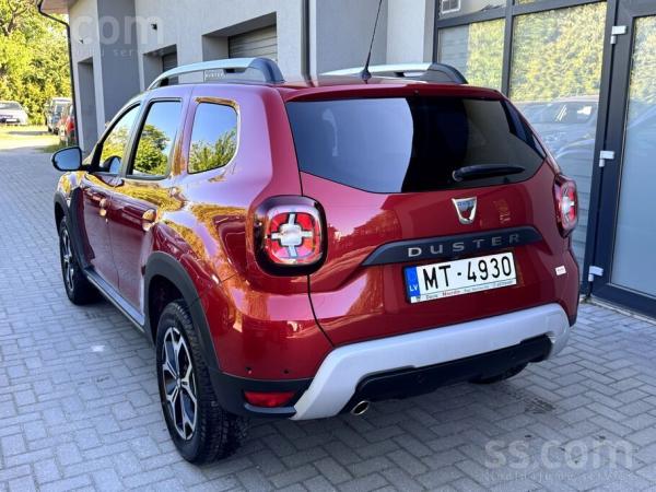 Red Dacia Duster 2021 in Riga, with an engine capacity of 1.00 L and mileage of 166 thousand km for 9200 €, photo 4 on AUTOMOTO.COM.LV